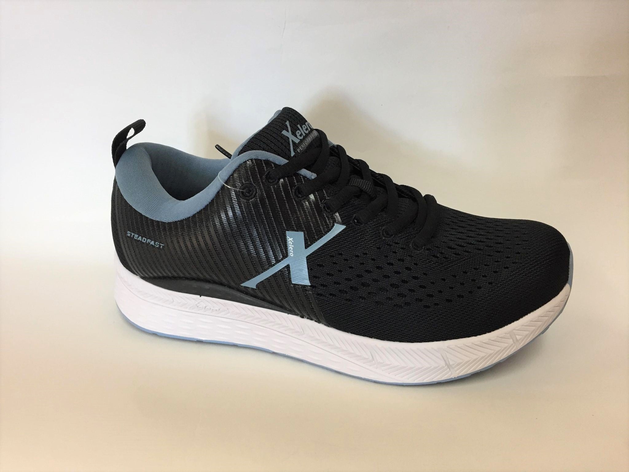 Xelero Steadfast Womens – HealthWalks Inc